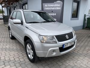 Suzuki grand-vitara 2011 in Talsi, with an engine capacity of 2.40 L and mileage of 252 thousand km for 4400 €, photo  on AUTOMOTO.COM.LV