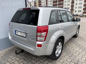 Сузуки Гранд Витара 2011 в Талси, объемом двигателя 2.40 л и пробегом 252 тыс. км за 4400 €, фото 4 на AUTOMOTO.COM.LV
