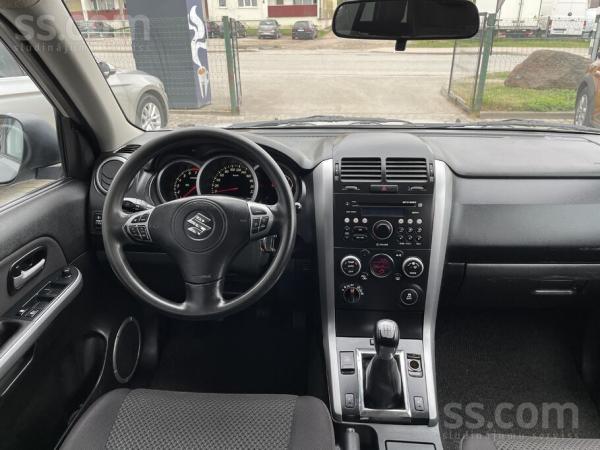 Suzuki grand-vitara 2011 Talsi, ar dzinēja tilpumu 2.40 L un nobraukumu 252 tūkst. km par 4400 €, foto 6 vietnē AUTOMOTO.COM.LV