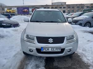 Suzuki grand-vitara 2012 in Klaipeda, with an engine capacity of 1.90 L and mileage of 184 thousand km for 5300 €, photo 2 on AUTOMOTO.COM.LV