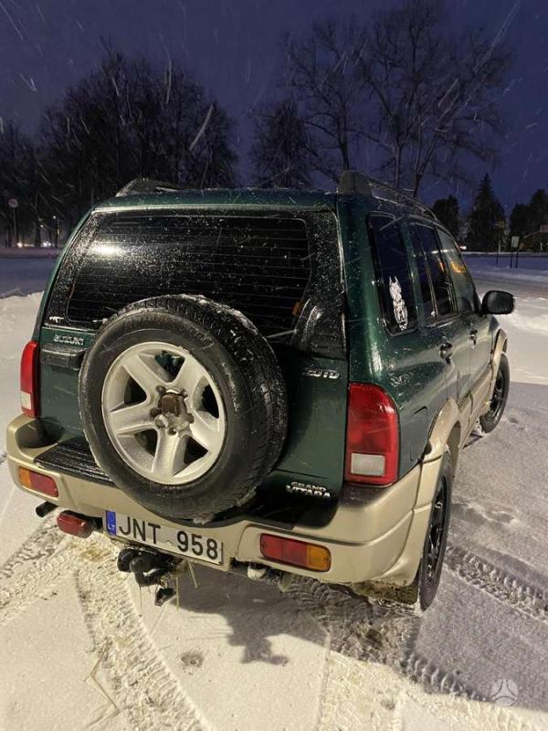 Zaļš Suzuki grand-vitara 2002 Širvintos, ar dzinēja tilpumu 2.00 L un nobraukumu 221 tūkst. km par 2400 €, foto 7 vietnē AUTOMOTO.COM.LV
