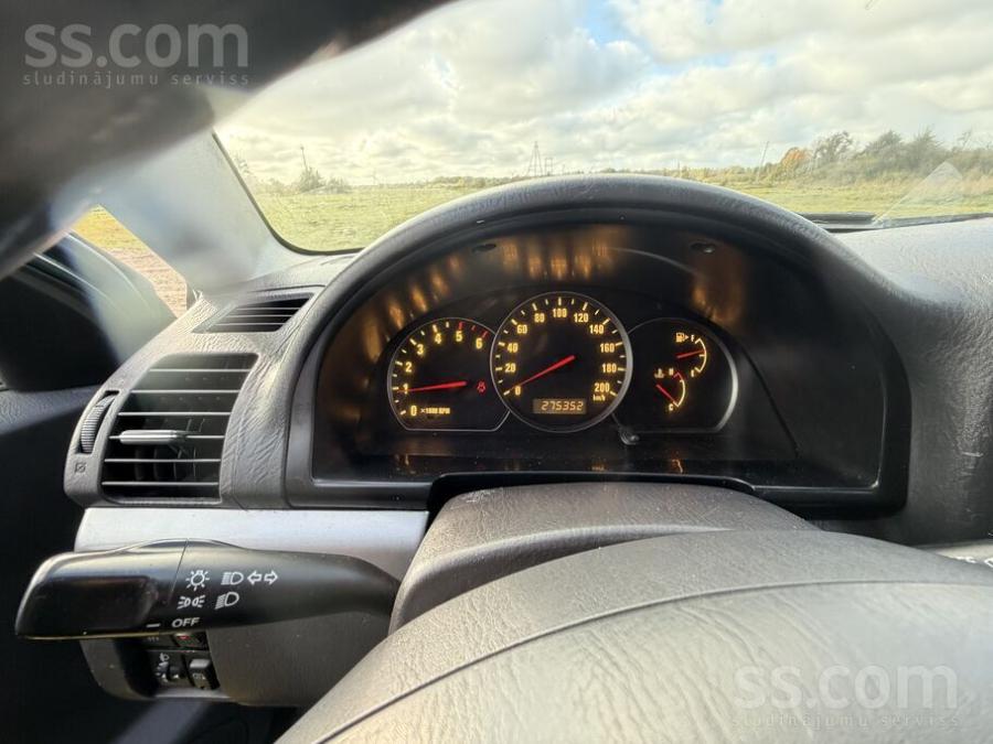 Zaļš Suzuki grand-vitara 2003 Liepāja, ar dzinēja tilpumu 2.00 L un nobraukumu 275 tūkst. km par 3200 €, foto 9 vietnē AUTOMOTO.COM.LV