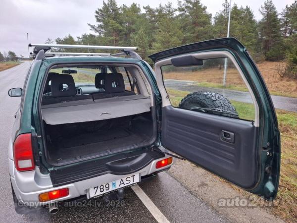Green Suzuki grand-vitara 2004 in Tallinn, with an engine capacity of 2.00 L and mileage of 322 thousand km for 3700 €, photo 6 on AUTOMOTO.COM.LV