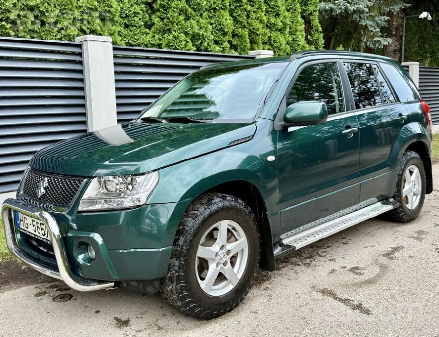 Zaļš Suzuki grand-vitara 2006 Rīga, ar dzinēja tilpumu 2.00 L un nobraukumu 0 tūkst. km par 2750 €, foto 4 vietnē AUTOMOTO.COM.LV