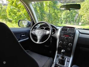 Zaļš Suzuki grand-vitara 2007 Viļņa, ar dzinēja tilpumu 2.00 L un nobraukumu 171 tūkst. km par 3350 €, foto 10 vietnē AUTOMOTO.COM.LV