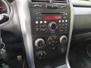 Zaļš Suzuki grand-vitara 2007 Viļņa, ar dzinēja tilpumu 2.00 L un nobraukumu 171 tūkst. km par 3350 €, foto 13 vietnē AUTOMOTO.COM.LV