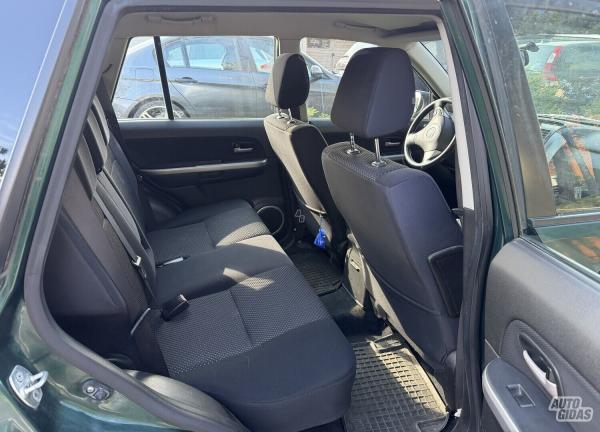 Zaļš Suzuki grand-vitara 2008 Viļņa, ar dzinēja tilpumu 2.00 L un nobraukumu 165 tūkst. km par 2950 €, foto 10 vietnē AUTOMOTO.COM.LV
