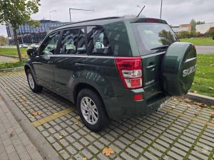 Green Suzuki grand-vitara 2009 in Vilnius, with an engine capacity of 2.00 L and mileage of 128 thousand km for 2500 €, photo 3 on AUTOMOTO.COM.LV