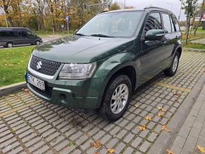 Green Suzuki grand-vitara 2009 in Vilnius, with an engine capacity of 2.00 L and mileage of 128 thousand km for 2500 €, photo 8 on AUTOMOTO.COM.LV