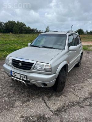 Grey Suzuki grand-vitara 2002 in Liepaja, with an engine capacity of 2.00 L and mileage of 217 thousand km for 2750 €, photo  on AUTOMOTO.COM.LV
