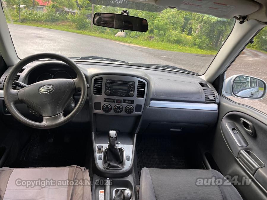 Pelēks Suzuki grand-vitara 2004 Tallina, ar dzinēja tilpumu 2.00 L un nobraukumu 0 tūkst. km par 1500 €, foto 8 vietnē AUTOMOTO.COM.LV