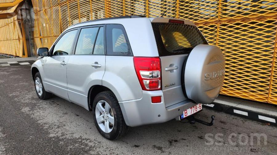 Pelēks Suzuki grand-vitara 2006 Ogre, ar dzinēja tilpumu 1.90 L un nobraukumu 0 tūkst. km par 3300 €, foto 6 vietnē AUTOMOTO.COM.LV