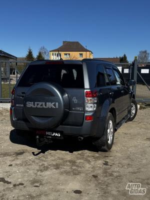 Pelēks Suzuki grand-vitara 2006 Klaipėda, ar dzinēja tilpumu 1.90 L un nobraukumu 230 tūkst. km par 3500 €, foto 6 vietnē AUTOMOTO.COM.LV