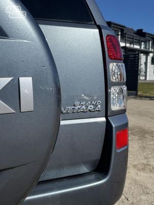 Pelēks Suzuki grand-vitara 2006 Klaipėda, ar dzinēja tilpumu 1.90 L un nobraukumu 230 tūkst. km par 3500 €, foto 8 vietnē AUTOMOTO.COM.LV