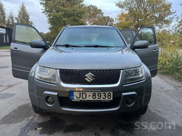 Pelēks Suzuki grand-vitara 2006 Rīga, ar dzinēja tilpumu 1.90 L un nobraukumu 283 tūkst. km par 2350 €, foto 8 vietnē AUTOMOTO.COM.LV