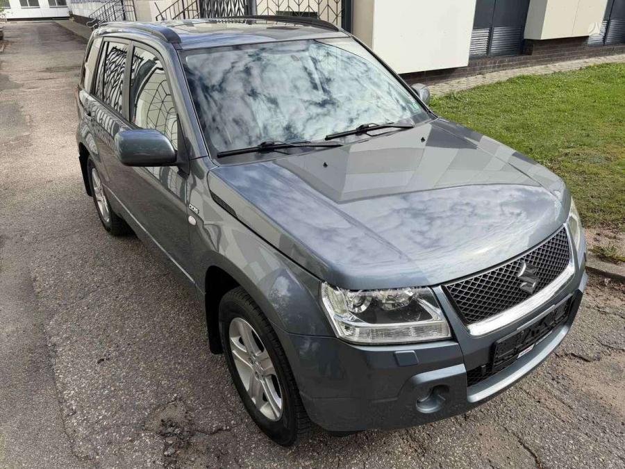 Pelēks Suzuki grand-vitara 2006 Utena, ar dzinēja tilpumu 1.90 L un nobraukumu 0 tūkst. km par 4850 €, foto 9 vietnē AUTOMOTO.COM.LV