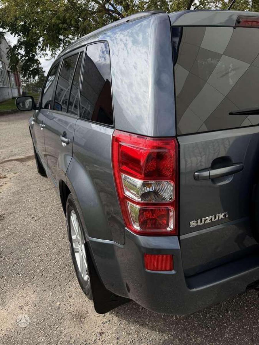 Pelēks Suzuki grand-vitara 2006 Utena, ar dzinēja tilpumu 1.90 L un nobraukumu 0 tūkst. km par 4850 €, foto 12 vietnē AUTOMOTO.COM.LV
