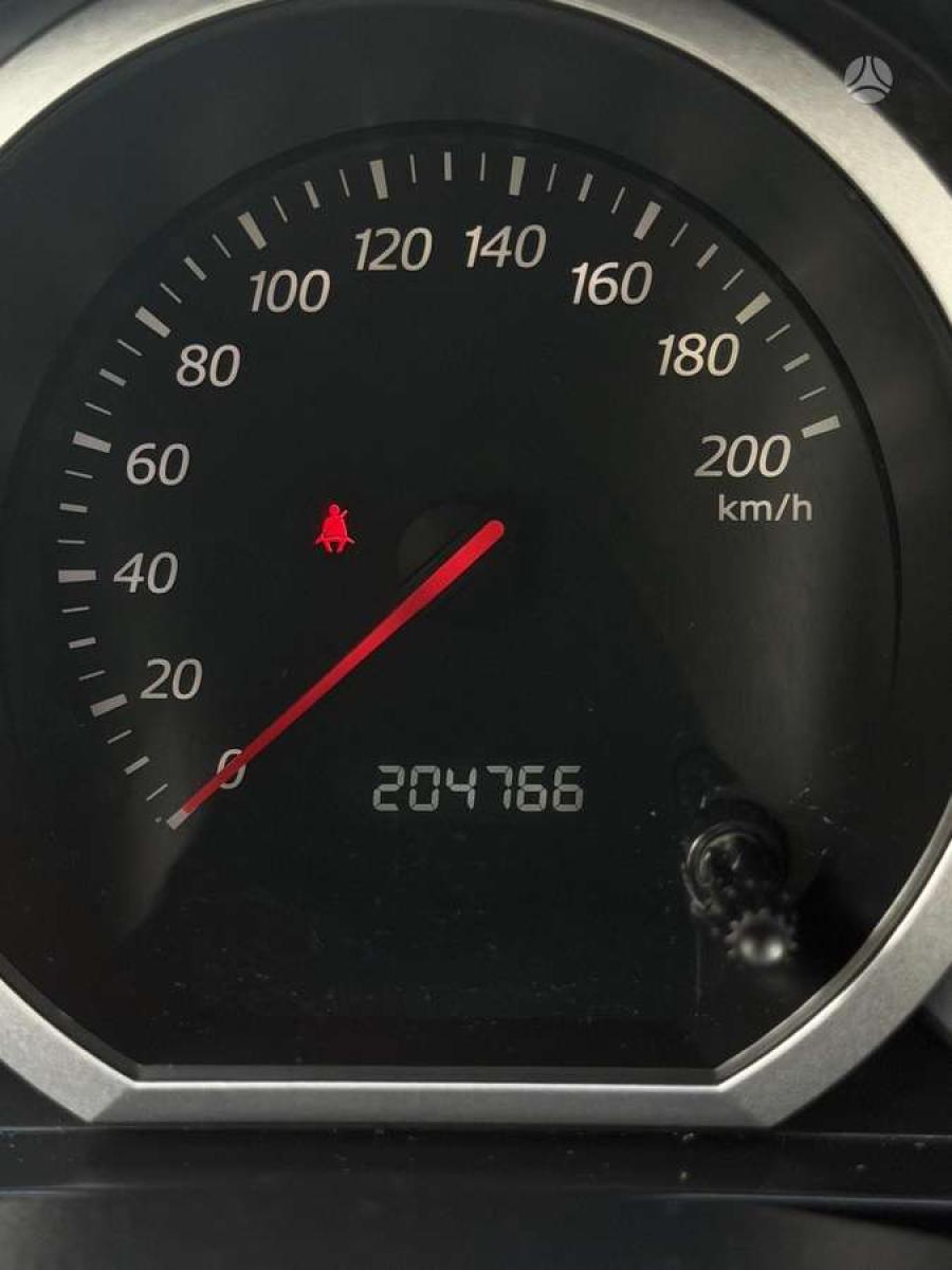 Pelēks Suzuki grand-vitara 2006 Utena, ar dzinēja tilpumu 1.90 L un nobraukumu 0 tūkst. km par 4850 €, foto 27 vietnē AUTOMOTO.COM.LV