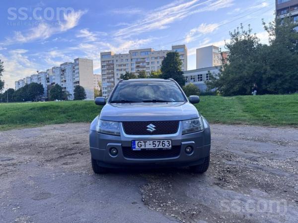 Pelēks Suzuki grand-vitara 2007 Rīga, ar dzinēja tilpumu 2.00 L un nobraukumu 292 tūkst. km par 3500 €, foto 7 vietnē AUTOMOTO.COM.LV