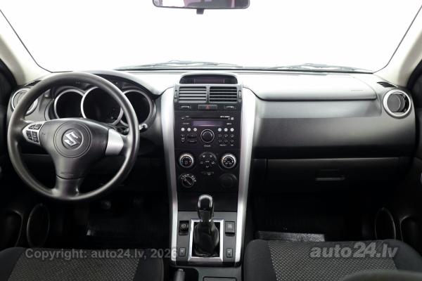 Сузуки Гранд Витара 2007 в Таллин на AUTOMOTO.COM.LV Серый Сузуки Гранд Витара 2007 в Таллин, объемом двигателя 2.00 л и пробегом 246 тыс. км за 1499 €, фото 6 на AUTOMOTO.COM.LV