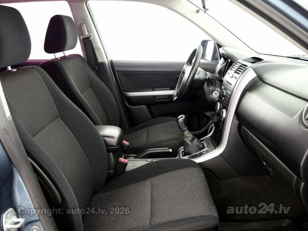 Сузуки Гранд Витара 2007 в Таллин на AUTOMOTO.COM.LV Серый Сузуки Гранд Витара 2007 в Таллин, объемом двигателя 2.00 л и пробегом 246 тыс. км за 1499 €, фото 7 на AUTOMOTO.COM.LV