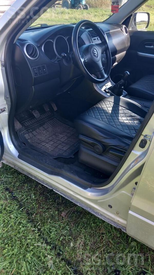 Pelēks Suzuki grand-vitara 2007 Rēzekne, ar dzinēja tilpumu 1.90 L un nobraukumu 245 tūkst. km par 2950 €, foto 5 vietnē AUTOMOTO.COM.LV