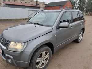 Grey Suzuki grand-vitara 2008 in Birzai, with an engine capacity of 1.87 L and mileage of 206 thousand km for 1850 €, photo 2 on AUTOMOTO.COM.LV