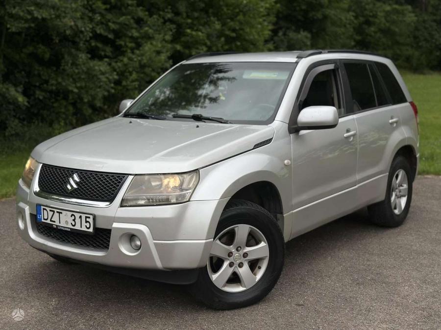Pelēks Suzuki grand-vitara 2008 Viļņa, ar dzinēja tilpumu 0.00 L un nobraukumu 105 tūkst. km par 2650 €, foto 1 vietnē AUTOMOTO.COM.LV