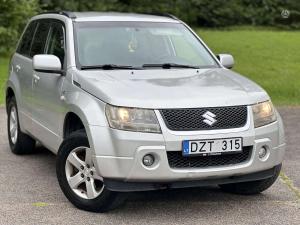 Pelēks Suzuki grand-vitara 2008 Viļņa, ar dzinēja tilpumu 0.00 L un nobraukumu 105 tūkst. km par 2650 €, foto 5 vietnē AUTOMOTO.COM.LV