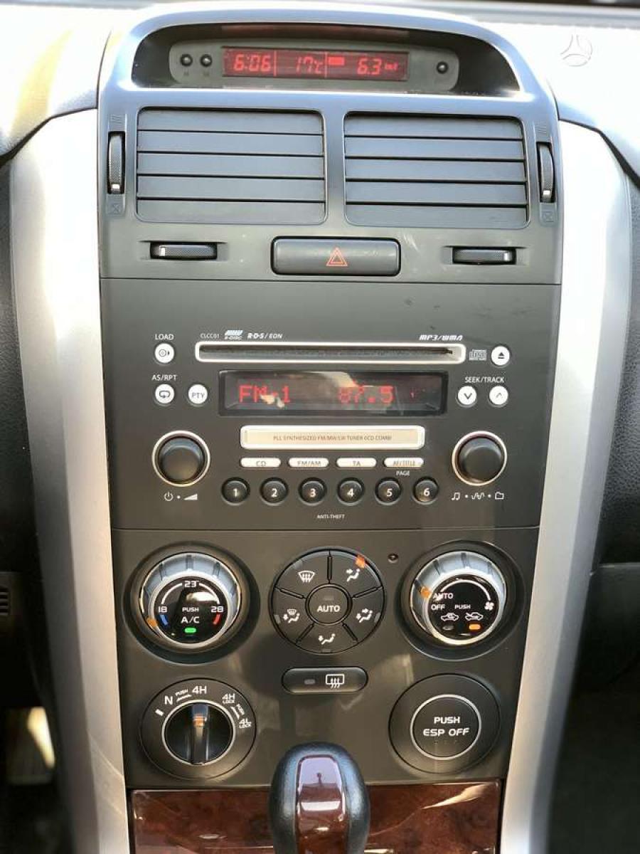 Grey Suzuki grand-vitara 2008 in Vilnius, with an engine capacity of 2.00 L and mileage of 207 thousand km for 3800 €, photo 8 on AUTOMOTO.COM.LV