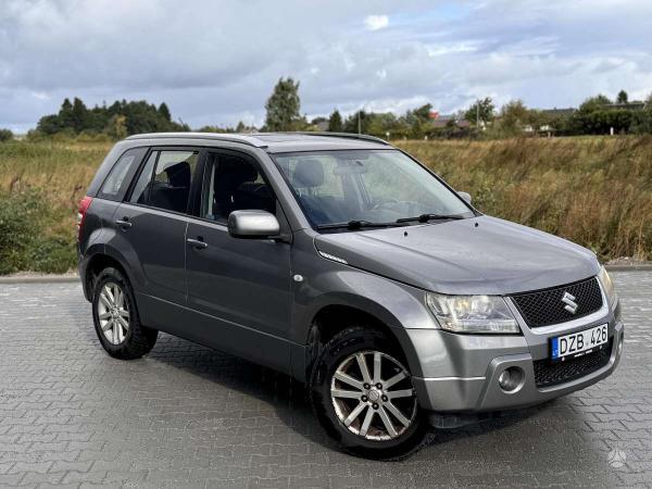 Сузуки Гранд Витара 2008 в Клайпеда на AUTOMOTO.COM.LV Серый Сузуки Гранд Витара 2008 в Клайпеда, объемом двигателя 2.00 л и пробегом 164 тыс. км за 4000 €, фото 9 на AUTOMOTO.COM.LV