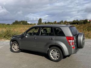 Pelēks Suzuki grand-vitara 2008 Klaipėda, ar dzinēja tilpumu 2.00 L un nobraukumu 164 tūkst. km par 4000 €, foto 5 vietnē AUTOMOTO.COM.LV