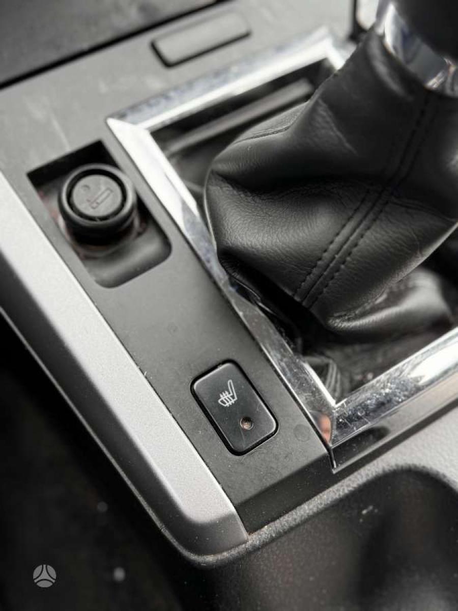 Pelēks Suzuki grand-vitara 2008 Klaipėda, ar dzinēja tilpumu 2.00 L un nobraukumu 164 tūkst. km par 4000 €, foto 17 vietnē AUTOMOTO.COM.LV
