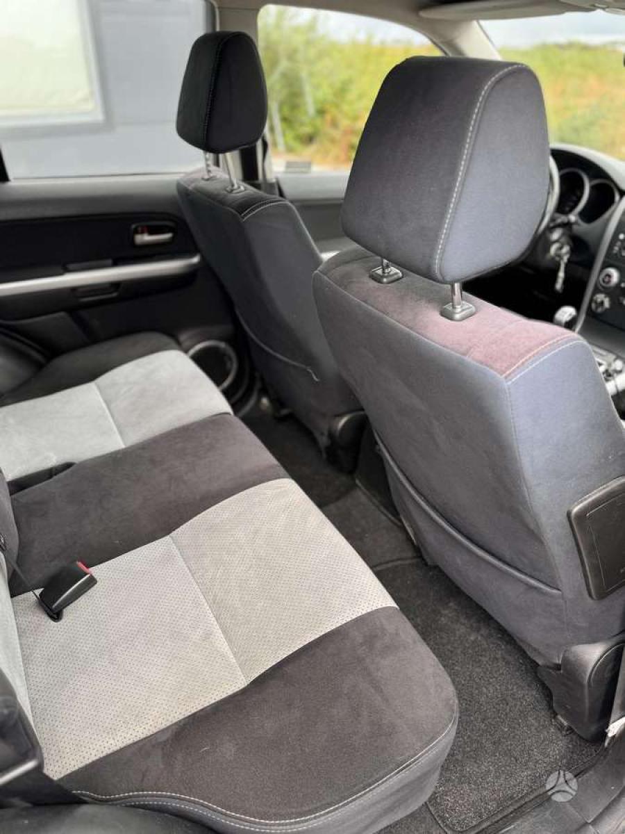 Pelēks Suzuki grand-vitara 2008 Klaipėda, ar dzinēja tilpumu 2.00 L un nobraukumu 164 tūkst. km par 4000 €, foto 21 vietnē AUTOMOTO.COM.LV