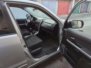 Pelēks Suzuki grand-vitara 2009 Kauņa, ar dzinēja tilpumu 1.90 L un nobraukumu 244 tūkst. km par 4000 €, foto 10 vietnē AUTOMOTO.COM.LV