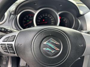 Pelēks Suzuki grand-vitara 2009 Utena, ar dzinēja tilpumu 1.87 L un nobraukumu 281 tūkst. km par 4499 €, foto 14 vietnē AUTOMOTO.COM.LV