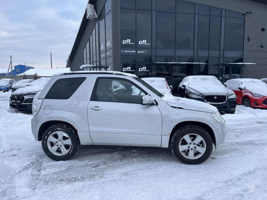 Pelēks Suzuki grand-vitara 2010 Tauragė, ar dzinēja tilpumu 1.90 L un nobraukumu 197 tūkst. km par 2500 €, foto 2 vietnē AUTOMOTO.COM.LV