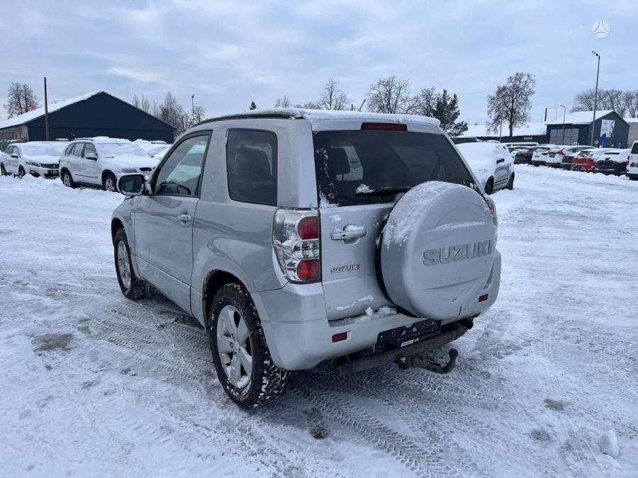 Pelēks Suzuki grand-vitara 2010 Tauragė, ar dzinēja tilpumu 1.90 L un nobraukumu 197 tūkst. km par 2500 €, foto 6 vietnē AUTOMOTO.COM.LV