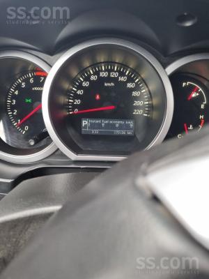 Pelēks Suzuki grand-vitara 2011 Rīga, ar dzinēja tilpumu 2.40 L un nobraukumu 170 tūkst. km par 5800 €, foto 6 vietnē AUTOMOTO.COM.LV