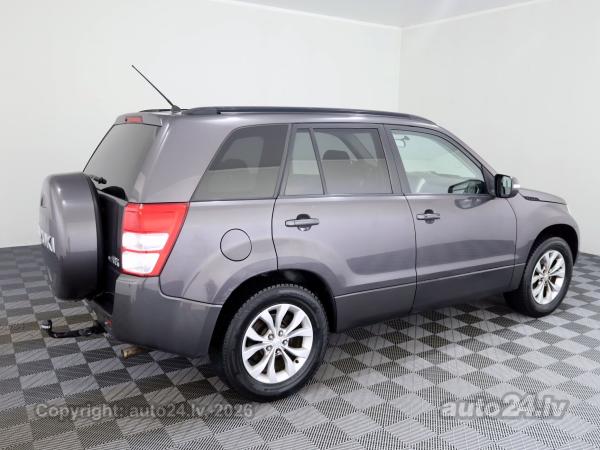 Pelēks Suzuki grand-vitara 2013 Tallina, ar dzinēja tilpumu 2.40 L un nobraukumu 315 tūkst. km par 1299 €, foto 4 vietnē AUTOMOTO.COM.LV