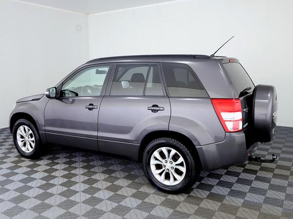 Suzuki grand-vitara 2013 Tallina vietnē Pelēks Suzuki grand-vitara 2013 Tallina, ar dzinēja tilpumu 2.40 L un nobraukumu 315 tūkst. km par 1299 €, foto 5 vietnē AUTOMOTO.COM.LV