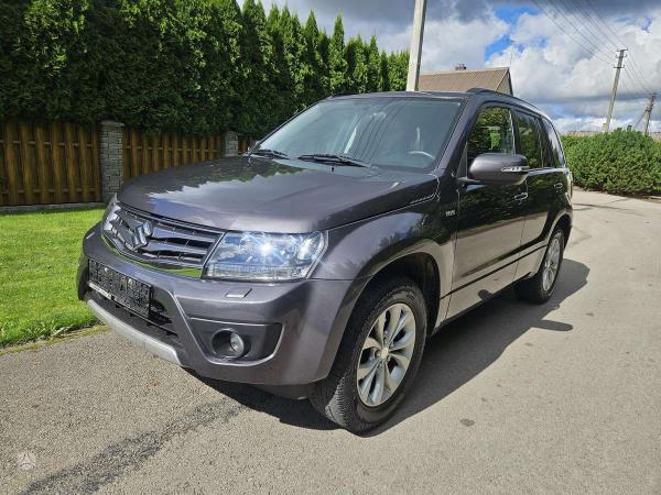 Grey Suzuki grand-vitara 2014 in Marijampole, with an engine capacity of 1.90 L and mileage of 124 thousand km for 6650 €, photo 3 on AUTOMOTO.COM.LV