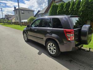 Grey Suzuki grand-vitara 2014 in Marijampole, with an engine capacity of 1.90 L and mileage of 124 thousand km for 6650 €, photo 4 on AUTOMOTO.COM.LV