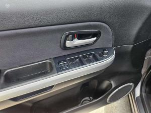 Grey Suzuki grand-vitara 2014 in Marijampole, with an engine capacity of 1.90 L and mileage of 124 thousand km for 6650 €, photo 5 on AUTOMOTO.COM.LV
