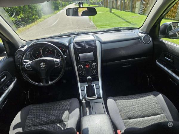 Grey Suzuki grand-vitara 2014 in Marijampole, with an engine capacity of 1.90 L and mileage of 124 thousand km for 6650 €, photo 9 on AUTOMOTO.COM.LV