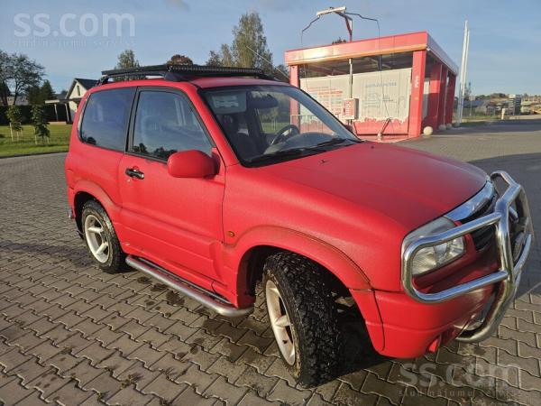 Sarkans Suzuki grand-vitara 2003 Valka, ar dzinēja tilpumu 1.60 L un nobraukumu 240 tūkst. km par 1000 €, foto 7 vietnē AUTOMOTO.COM.LV