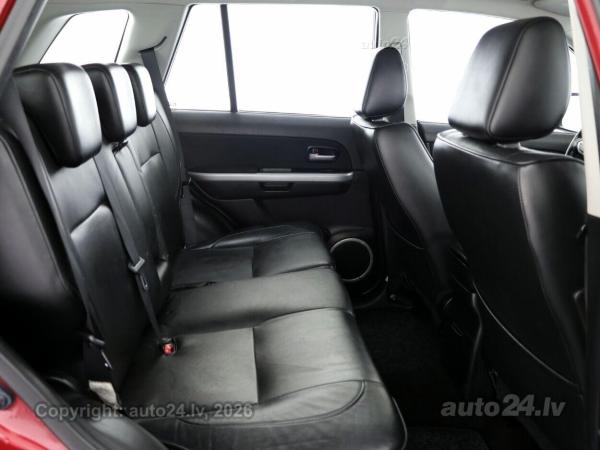 Sarkans Suzuki grand-vitara 2006 Tallina, ar dzinēja tilpumu 2.00 L un nobraukumu 184 tūkst. km par 2499 €, foto 7 vietnē AUTOMOTO.COM.LV