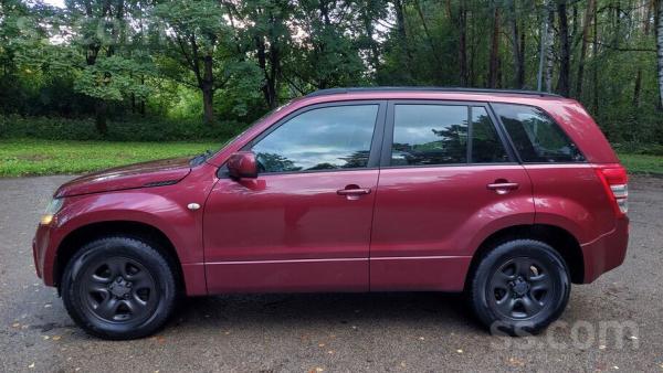 Red Suzuki grand-vitara 2006 in Riga, with an engine capacity of 2.00 L and mileage of 178 thousand km for 2800 €, photo 11 on AUTOMOTO.COM.LV