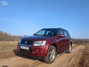 Red Suzuki grand-vitara 2007 in Utena, with an engine capacity of 1.90 L and mileage of 232 thousand km for 3500 €, photo  on AUTOMOTO.COM.LV