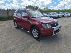 Red Suzuki grand-vitara 2012 in Utena, with an engine capacity of 1.87 L and mileage of 248 thousand km for 5650 €, photo 4 on AUTOMOTO.COM.LV